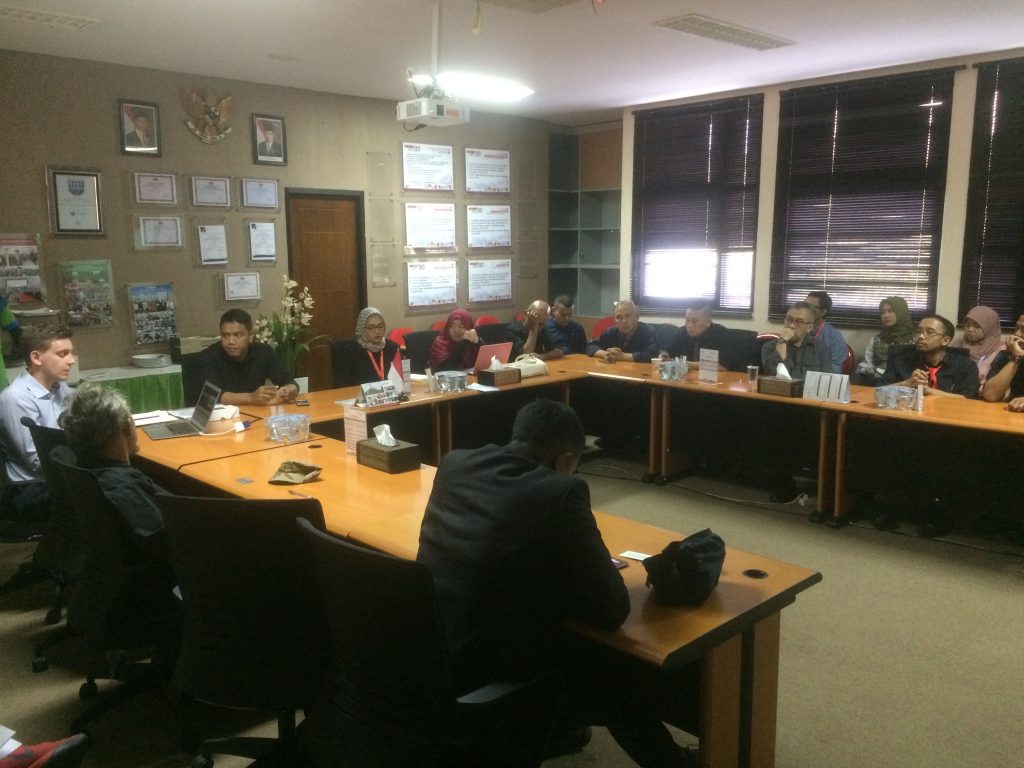 Forum Group Discussion (FGD) Kelompok Keahlian Grafis & Media Kreatif ...